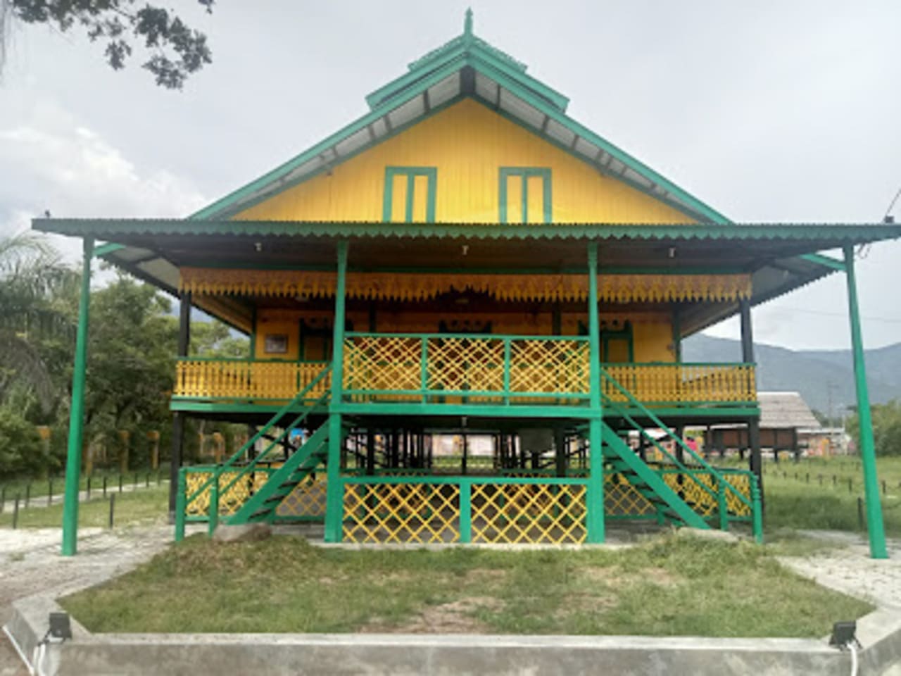 Sou Raja Cagar Budaya Banua Oge | Wisata Sulteng